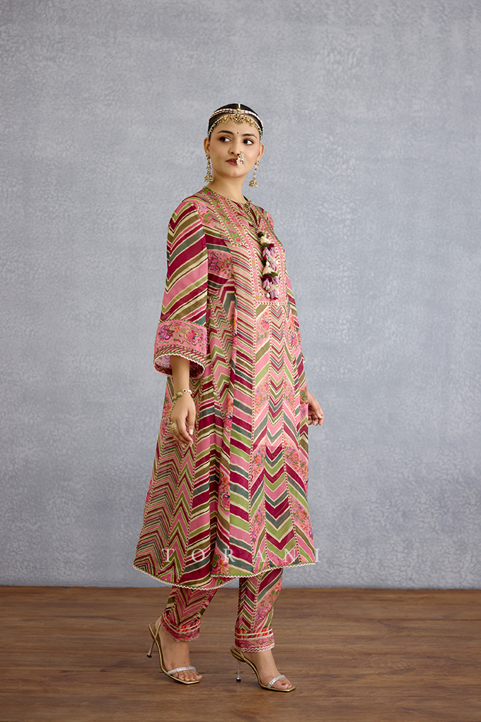Pankaja Asthika Kurta Set – Torani India