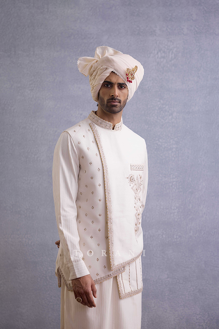 Designer Bandi for Men | Stylish Bandi Jackets & Coats – Torani India