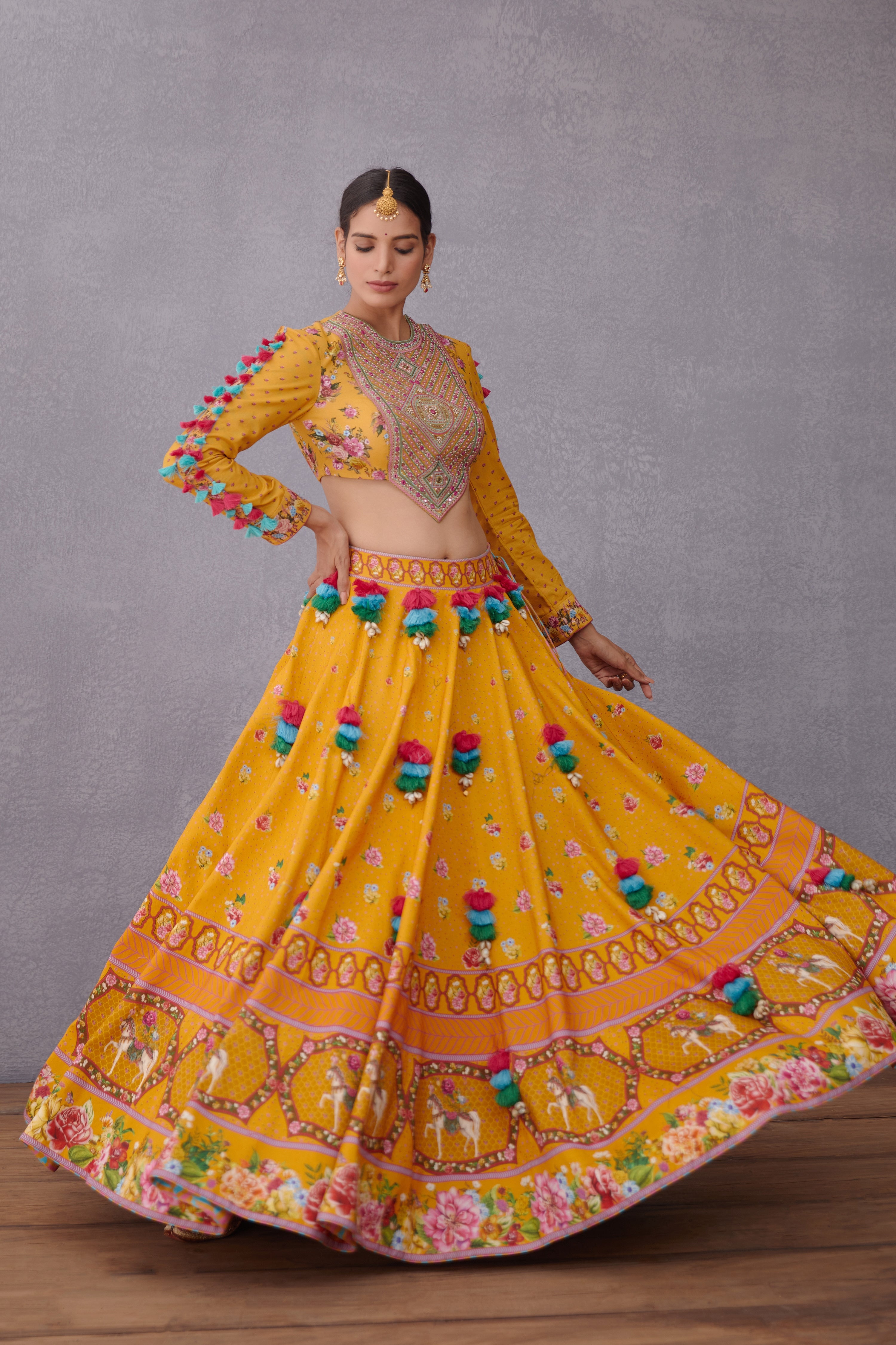 Sunehra Aoruni Lehenga Set – Torani India