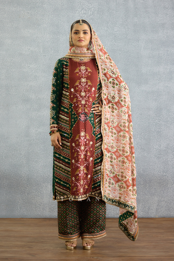 Trinaja Surkhi Pranshi Kurta Set – Torani India
