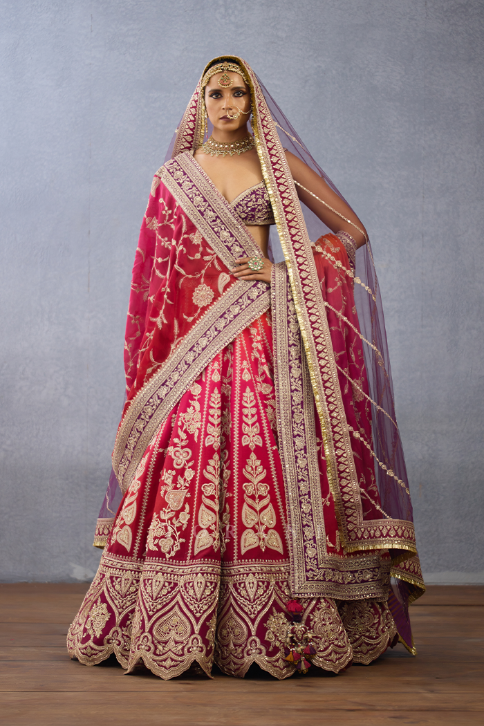 Modern Designer Lehengas for Women | Lehenga Choli Designer Collection ...