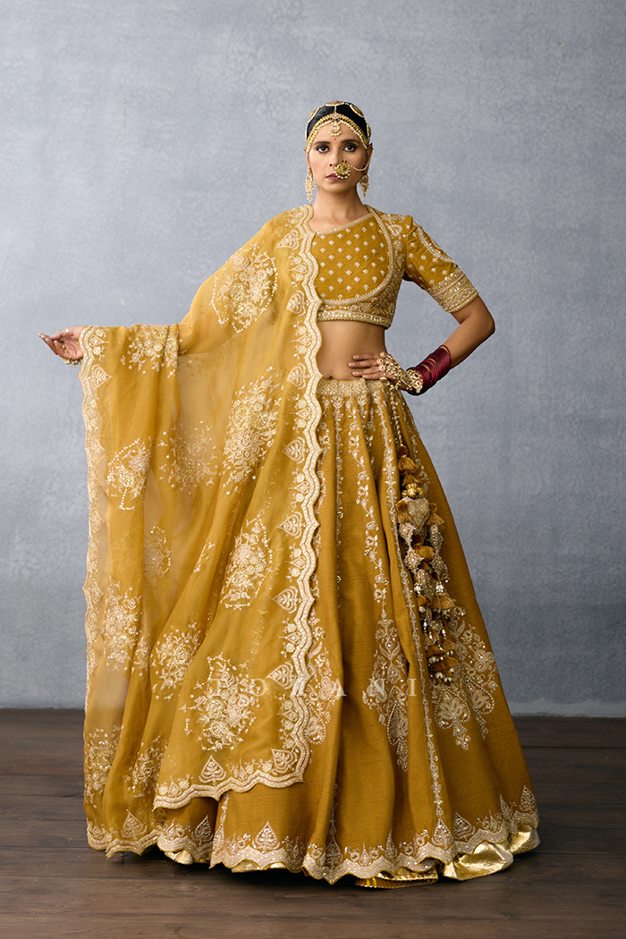 Mehre Zara Odhni – Torani India