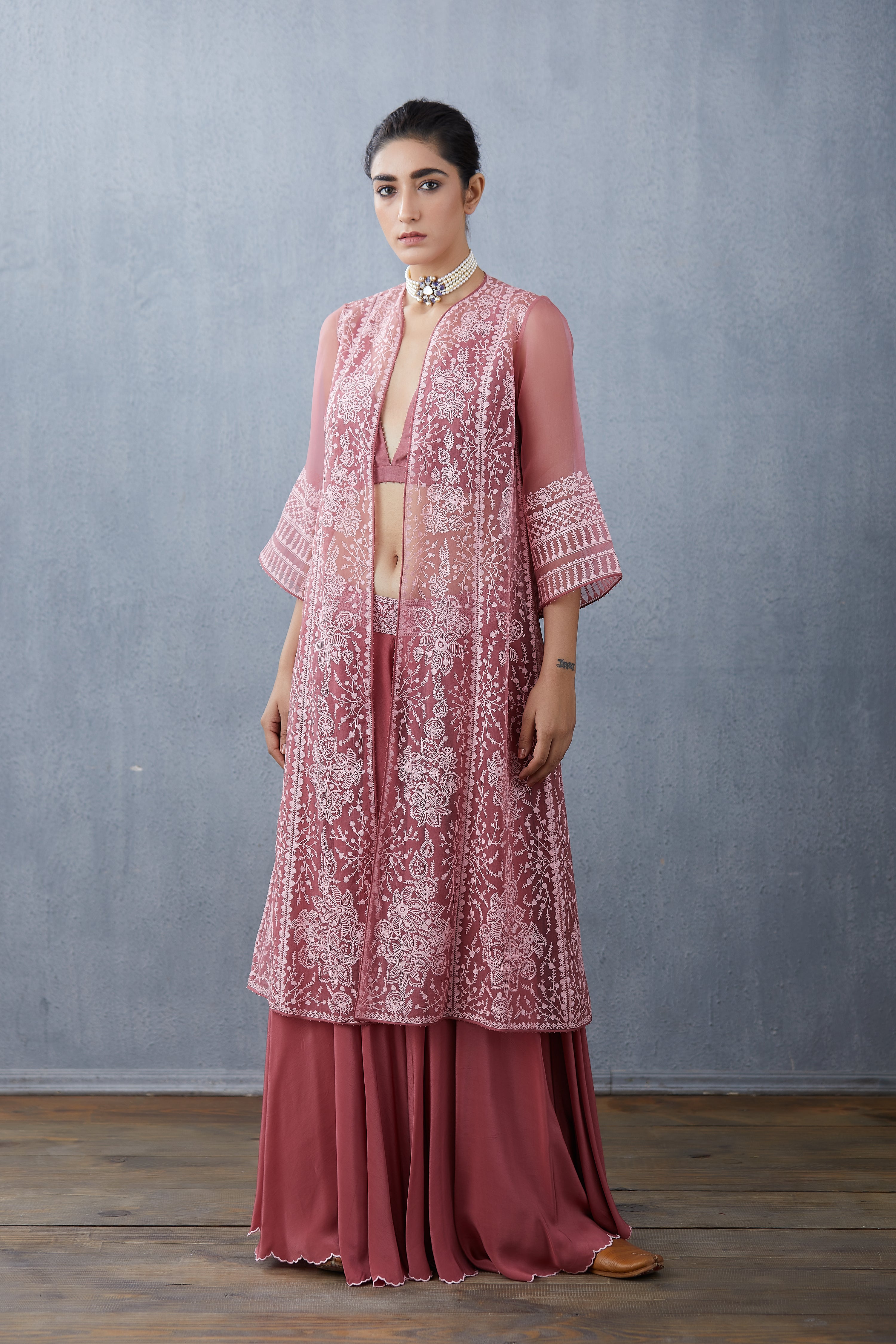 Gulbaag Paavni Cape Set – Torani India