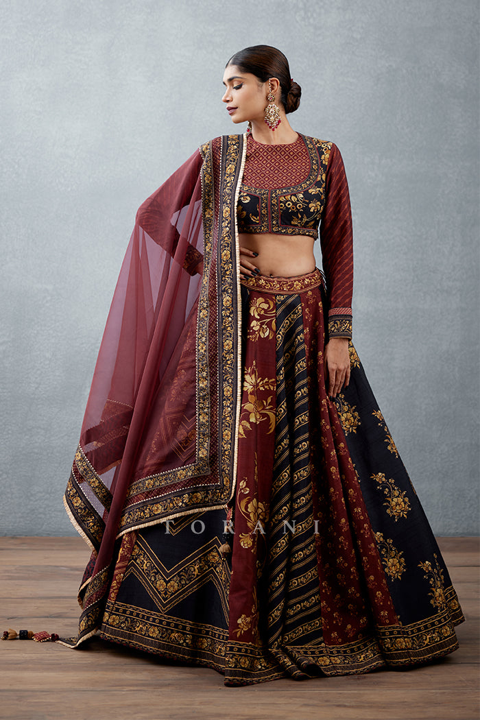 Gulnar Khurshid Lehenga Set – Torani India